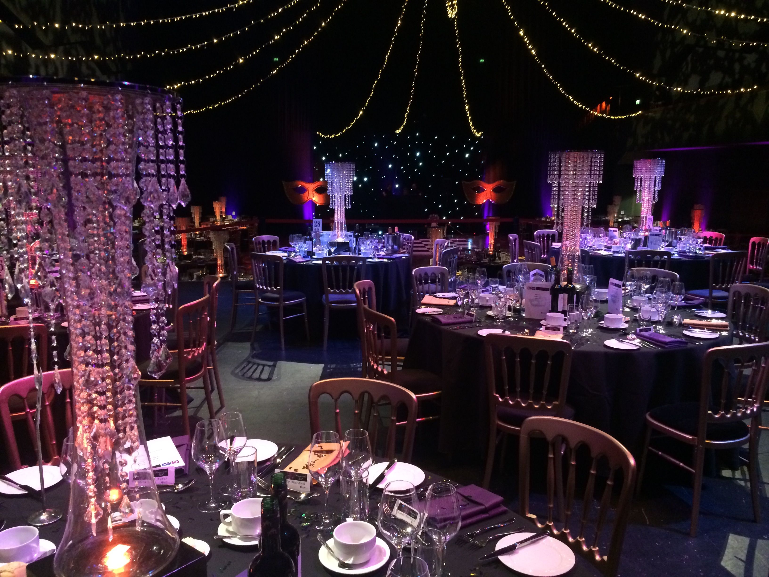 masquerade-themed-christmas-party – iCatching, everything for events