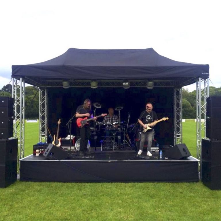 Outdoor Stage Hire – Small – iCatching, everything for events
